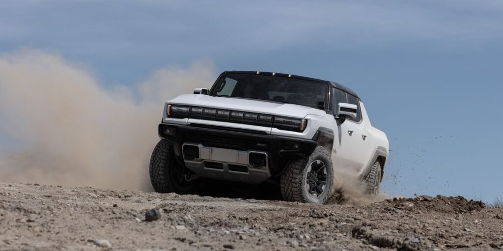 Le pick-up GMC Hummer EV Edition 1 2022 brise les barrières - Groupe ...