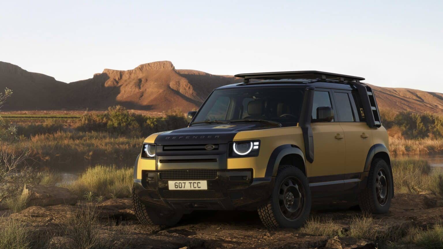 2026 Land Rover Defender 110 Trophy Edition ramène les sensations du ...